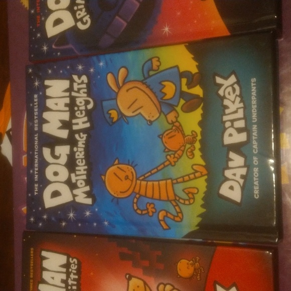 Scholastic | Other | Dogman Mothering Heights By Dav Pilkey Popular ...